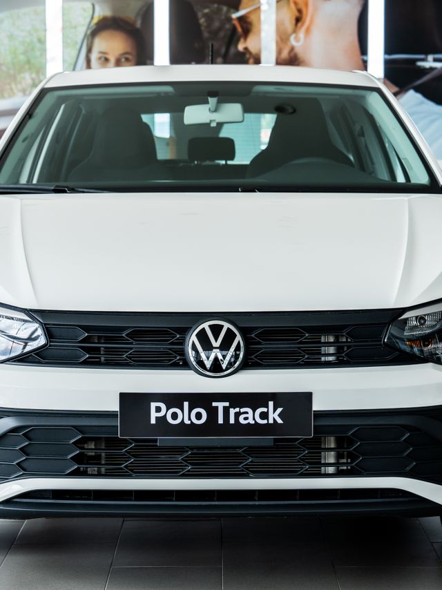 Polo Track | Rendimiento, Seguridad y Estilo Urbano